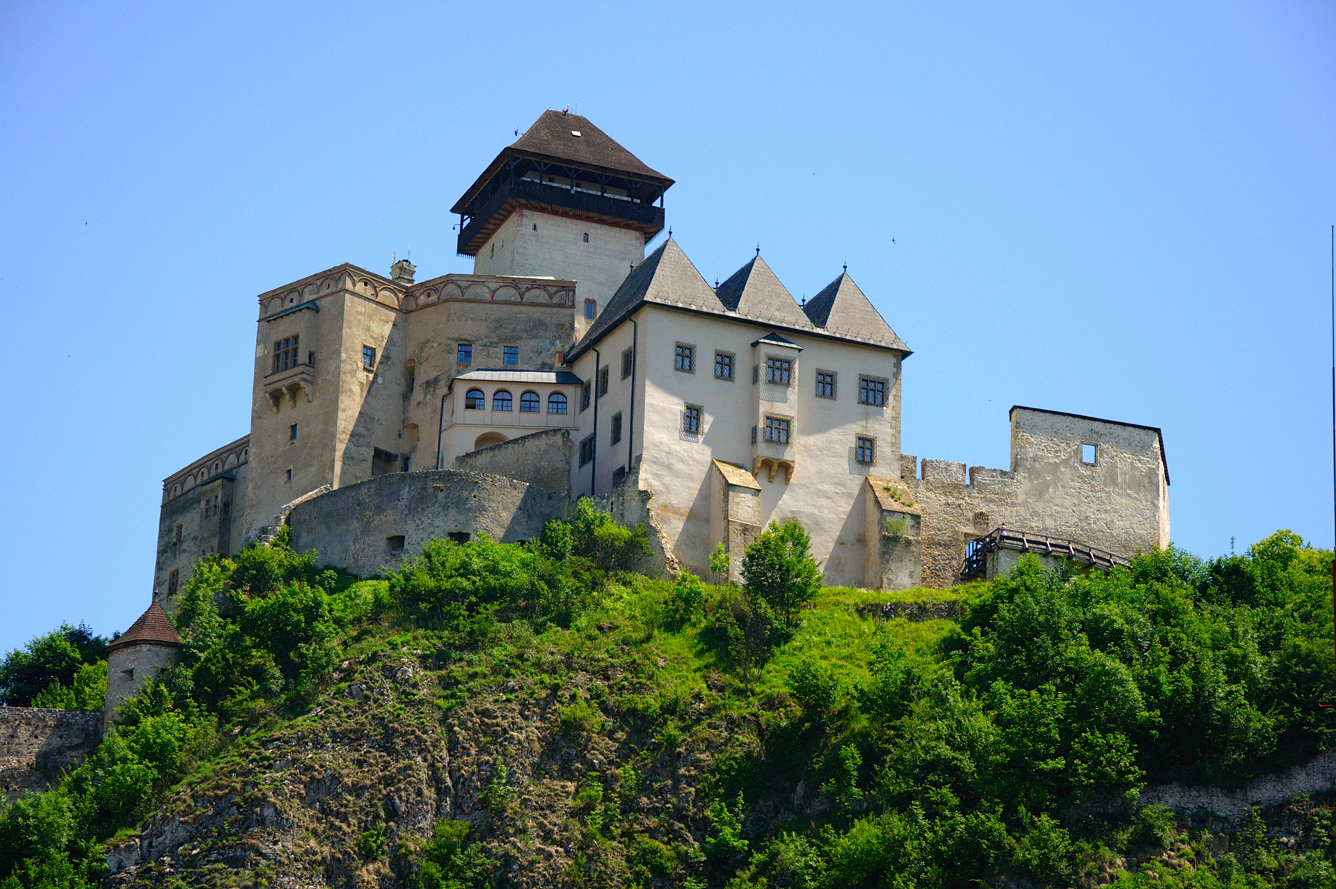10 naj slovenských hradov